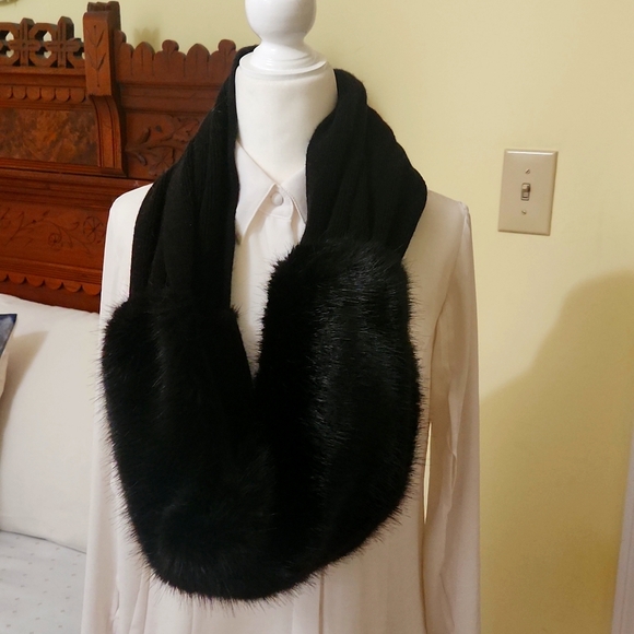 CAbi | Accessories | Cabi Fur Infinity Scarf | Poshmark